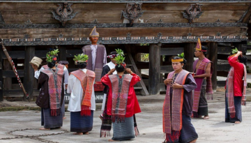 Mengapa Penting Perlu Mempelajari Tarombo Batak? - KlikBatak.com